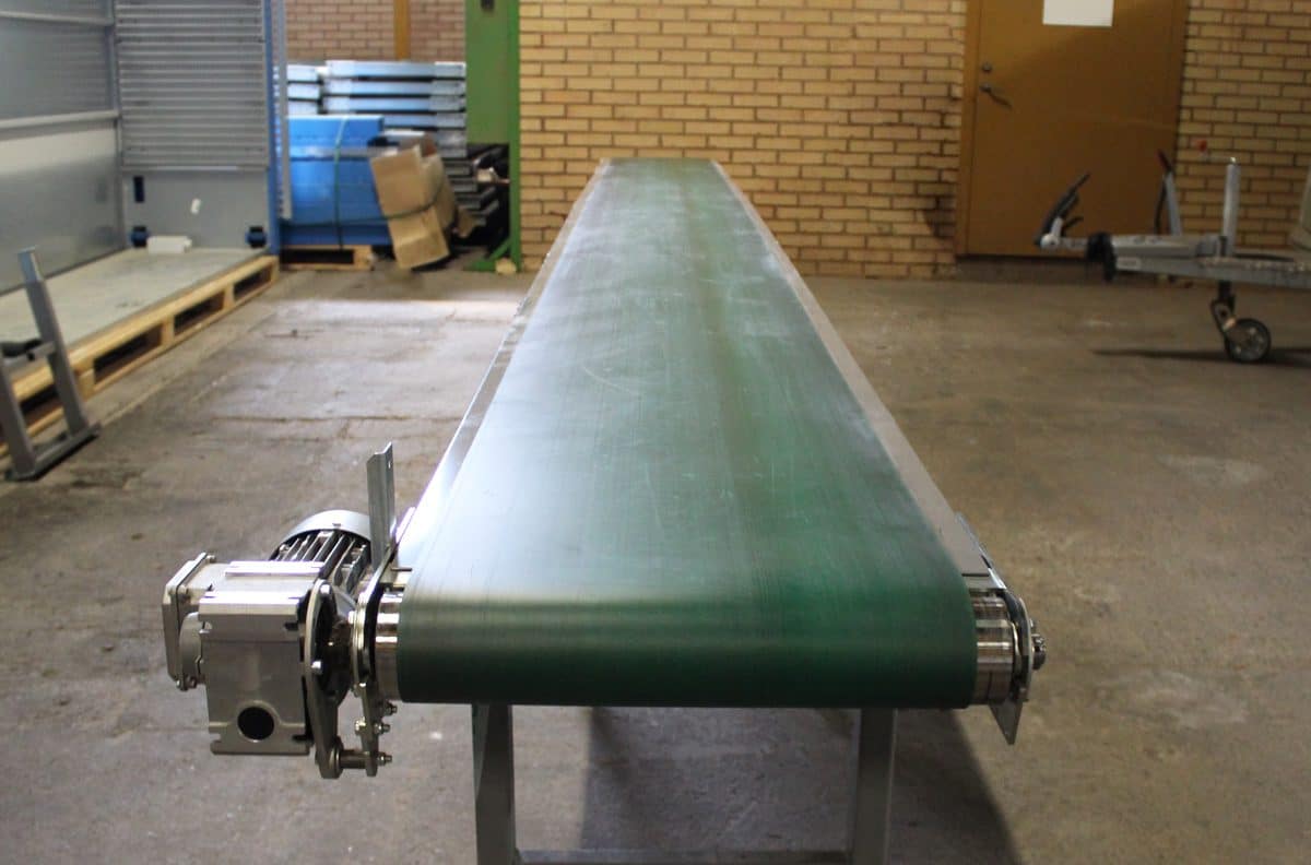 Drivet transportband 6500×570 – SGA Conveyor | Begagnat
