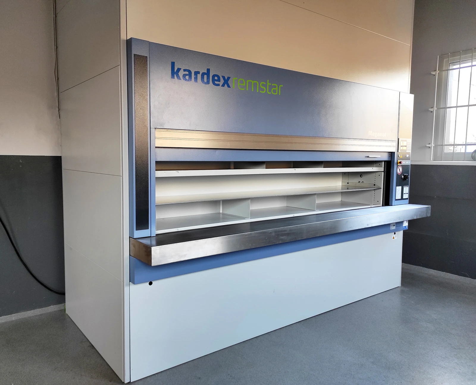 DC Bil | Second-hand Kardex Megamat Vertical Carousel